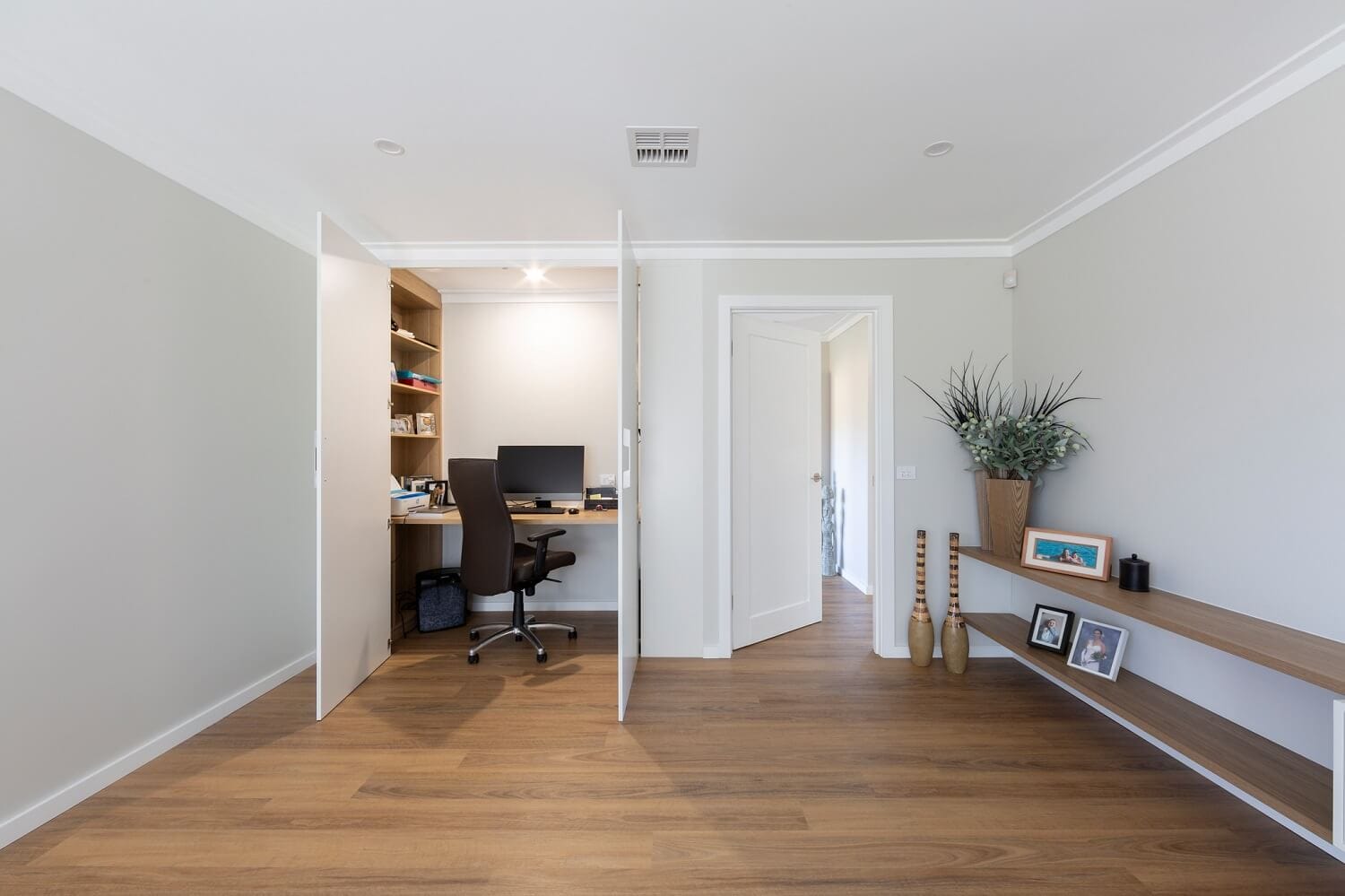 Crowder Circuit Stirling Townhouse Residence - Archertec Interiors