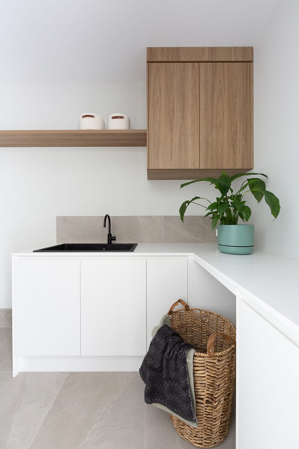 Tudawalli Place Chapman Residence - Archertec Interiors