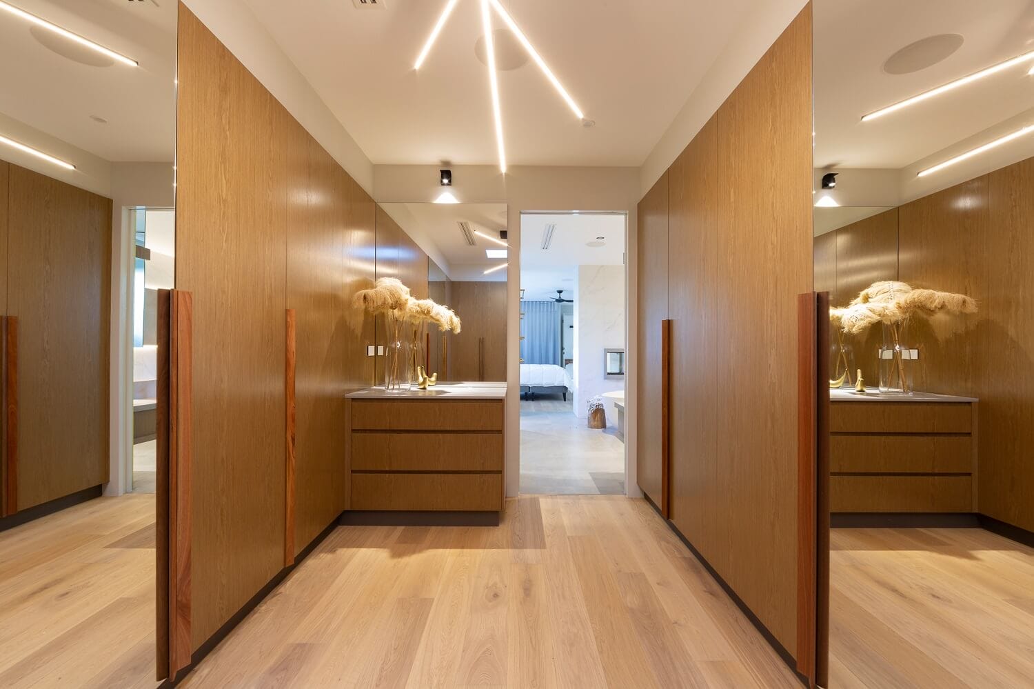 Wells Gardens Griffith Residence - Archertec Interiors