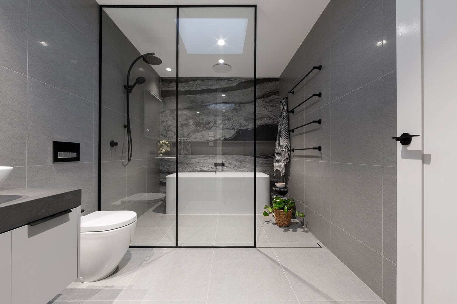 Wells Gardens Griffith Bathrooms - Archertec Interiors